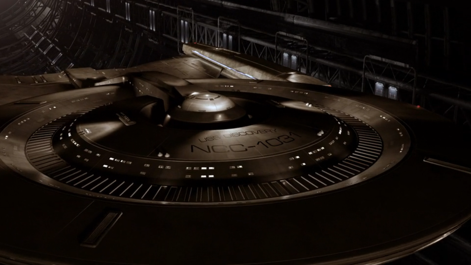 USS Discovery - Zoom Comics – Exceptional Comic Book Wallpapers