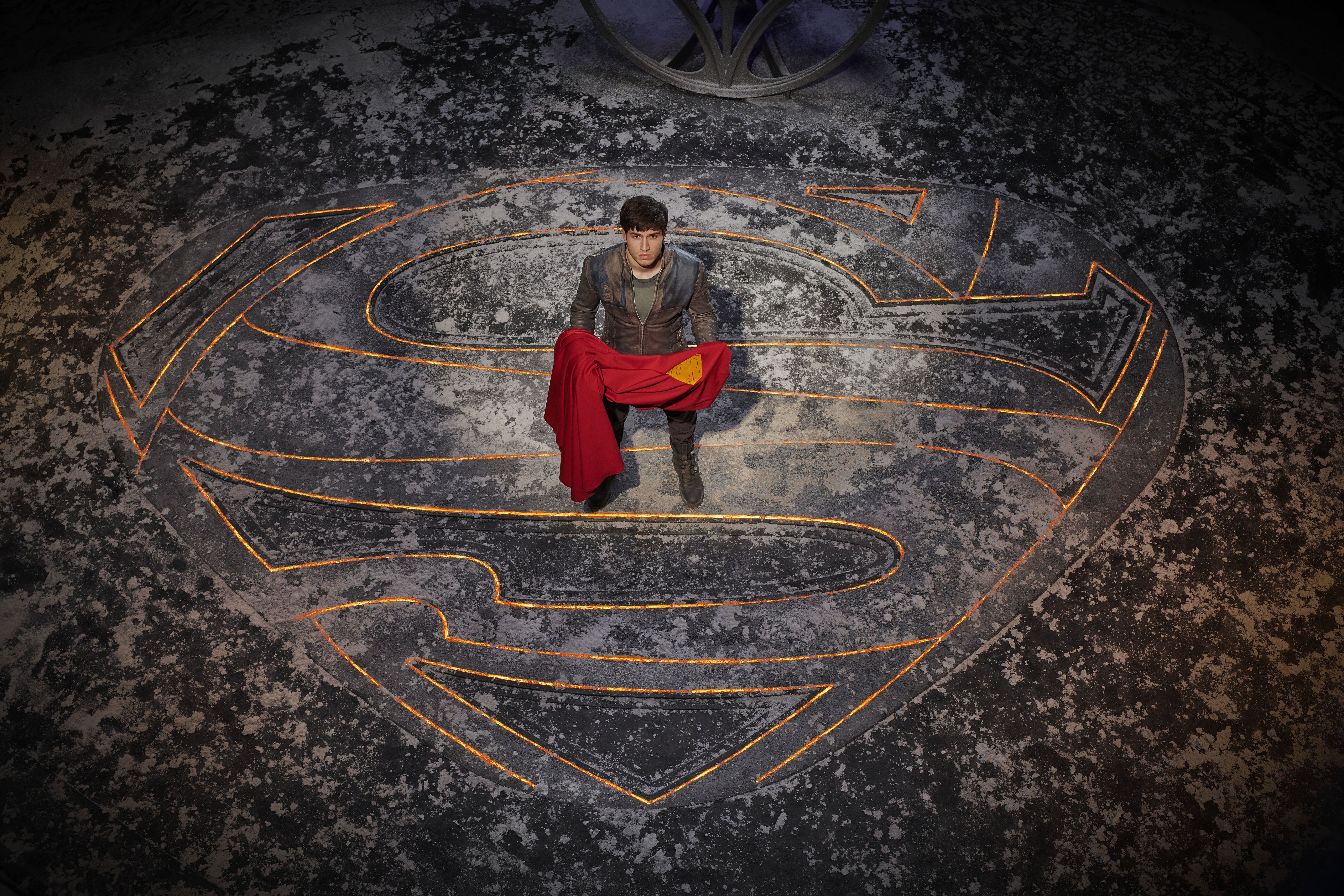 Krypton Shield - Zoom Comics – Exceptional Comic Book Wallpapers